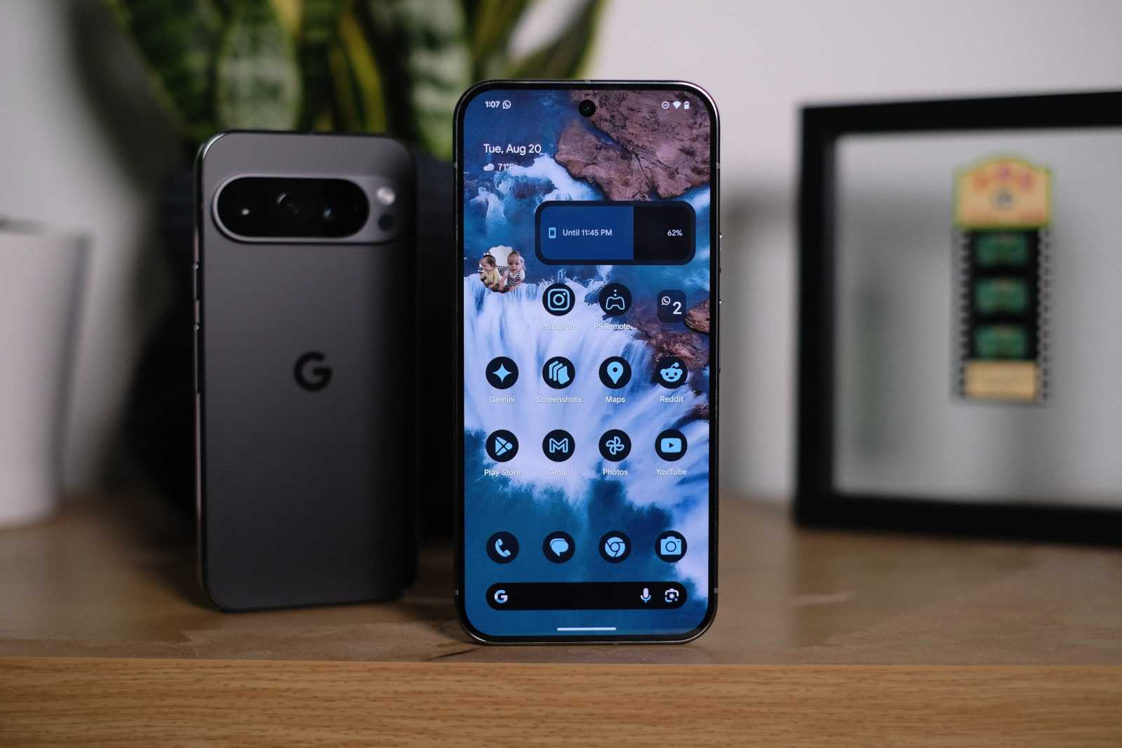 Best Flagship Smartphones to Buy in Singapore 2025 – The Insightful Media